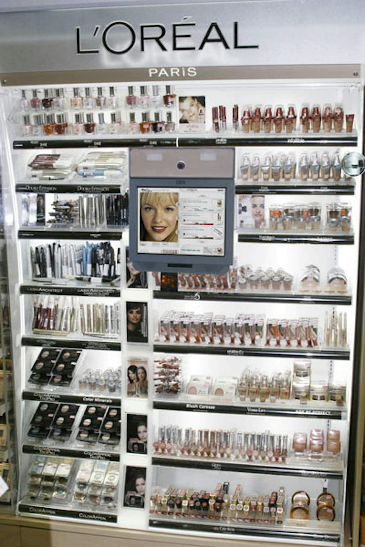 Virtual Reality Tool Guides Consumers in Cosmetic Purchases | Global ...